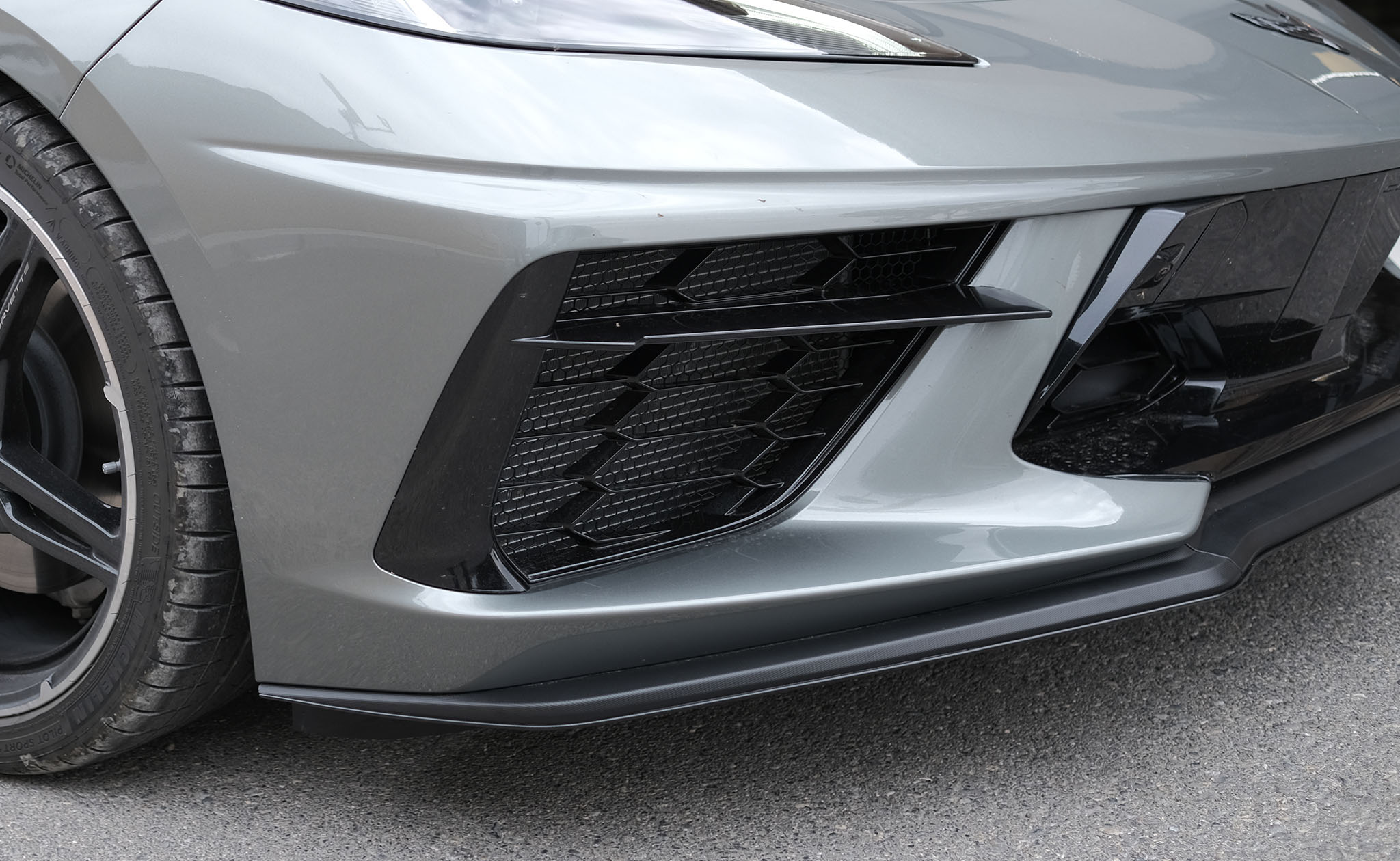 Corvette C8 Radiator Guard - Scrape Armor